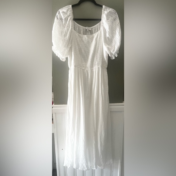 Hayden | Dresses | Hayden Los Angeles White Puff Sleeve Cotton Midi ...